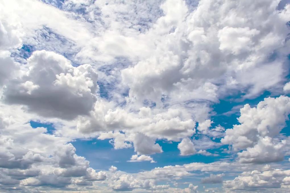 DIMEX | Samolepicí vliesová fototapeta na zeď Mraky na obloze MA-5-2312 | 375 x 250 cm | modrá, bílá
