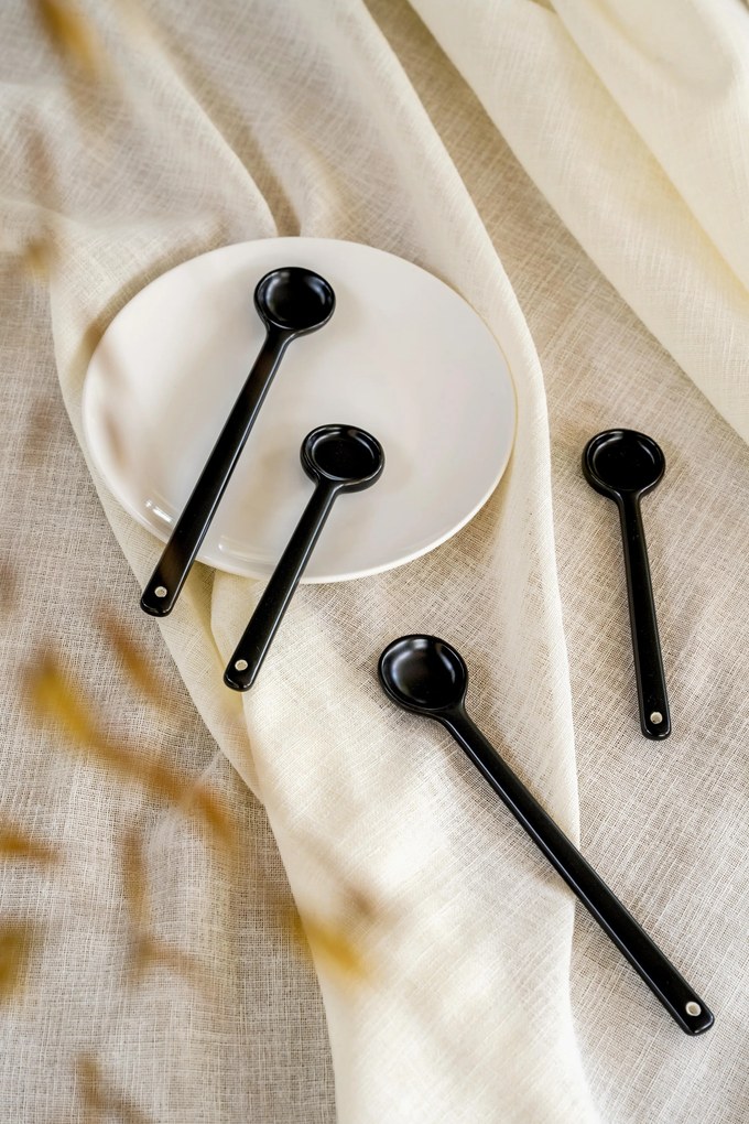 vtwonen Matt Black set 6 porcelánových lžiček, černý (Čajové lžičky)