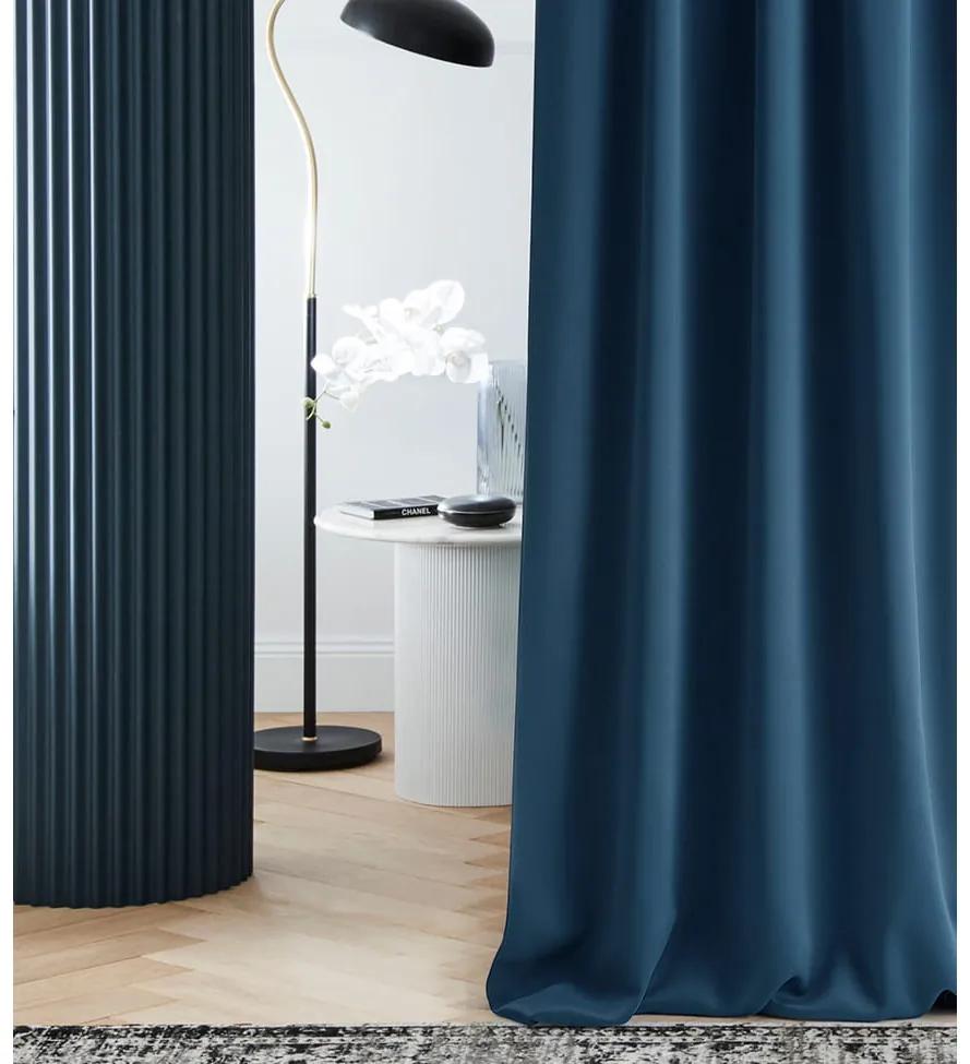 Room99 Hotový závěs na kroužcích Zatemňovací LAUREL Jednobarevný Barva: Černá, Velikost: 140 x 280 cm