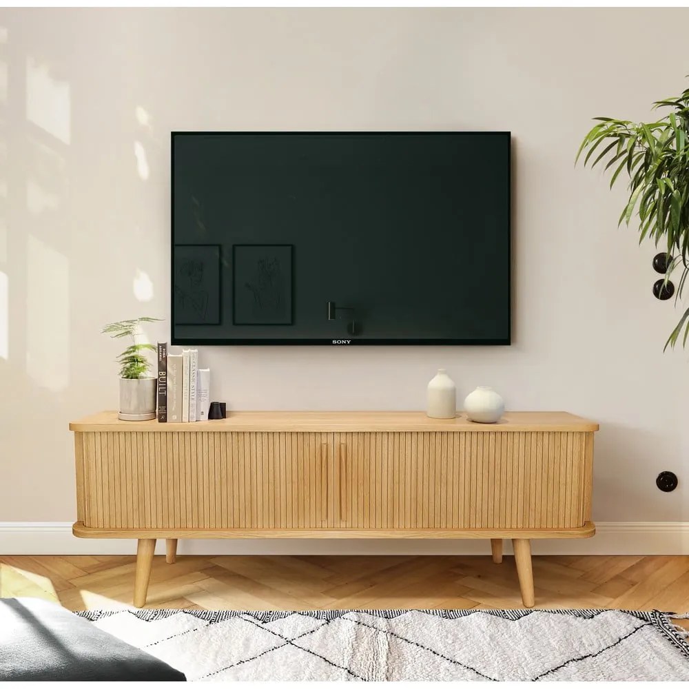 TV stolek v dekoru dubu v přírodní barvě 138x50 cm Rove – Woodman