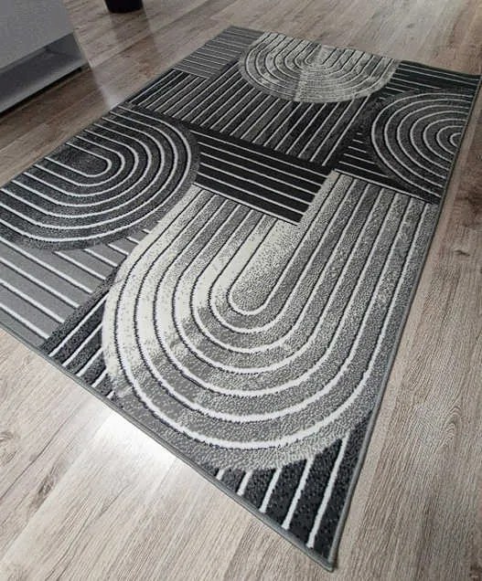 HU Šedý geometrický obdélníkový koberec NEW IDEA 90141-0433 Rozměr: 50x80 cm