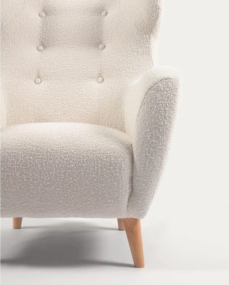 Bílé křeslo z textilie bouclé Patio – Kave Home