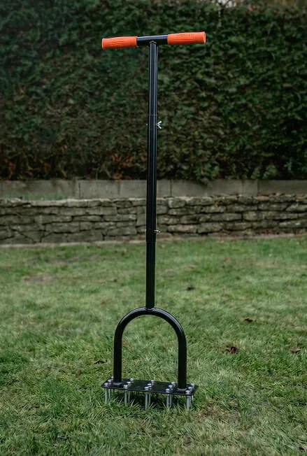 IQ Garden Aerifikační provzdušňovač s 15 plnými hroty 326681