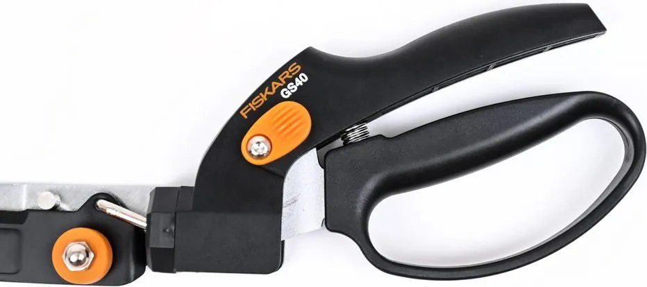Nůžky na trávu Fiskars SmartFit GS40 1023632