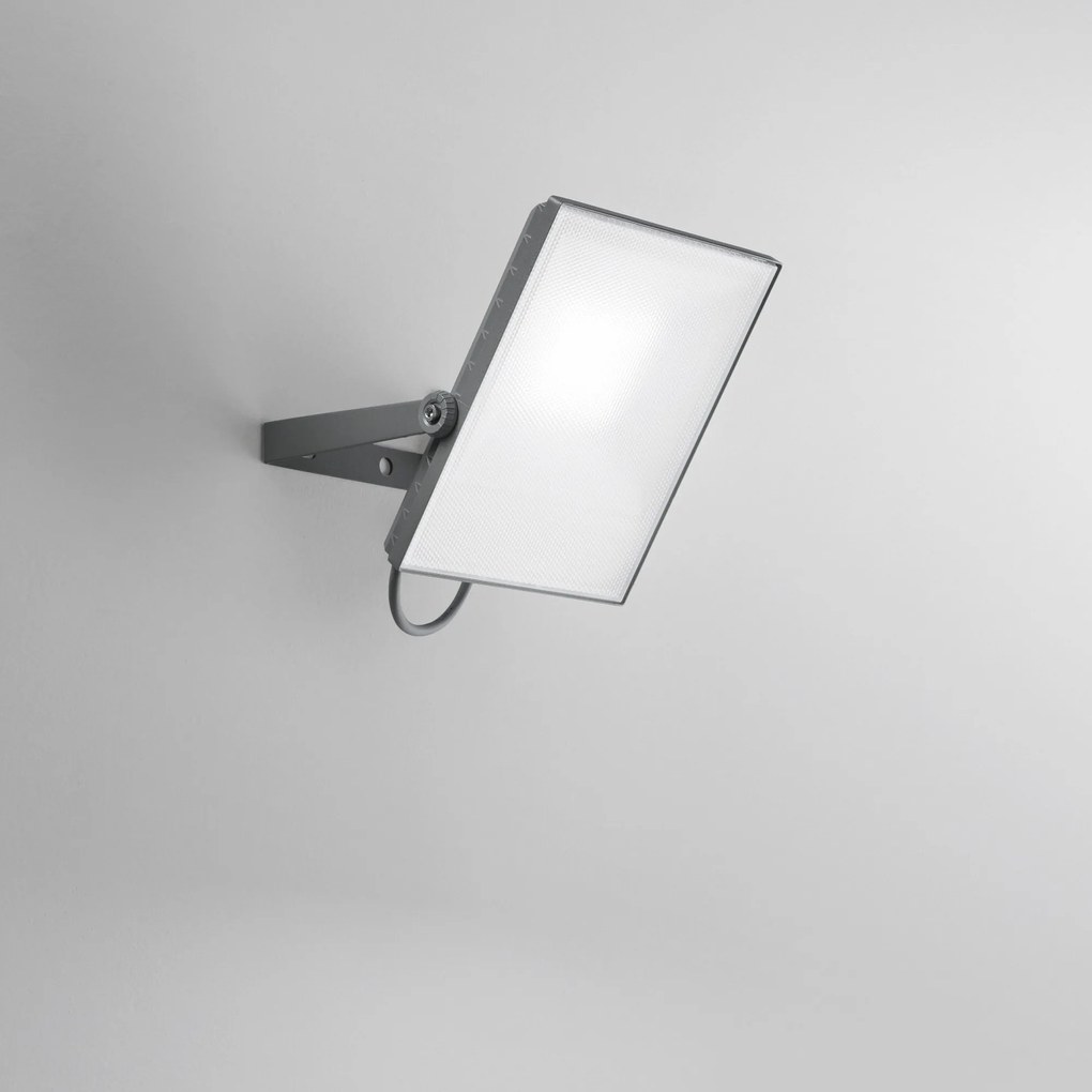 FAN LED-AXEL-50-SIL Venkovní reflektor LED, 50 W, CCT, stříbrná, IP65 - FANEUROPE