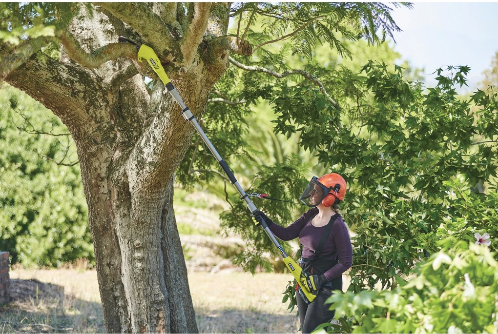 Ryobi OPP182PT1845-0 18V ONE+™ Prořezávací pila 20cm a 45cm nůžky na živý plot (bez aku)