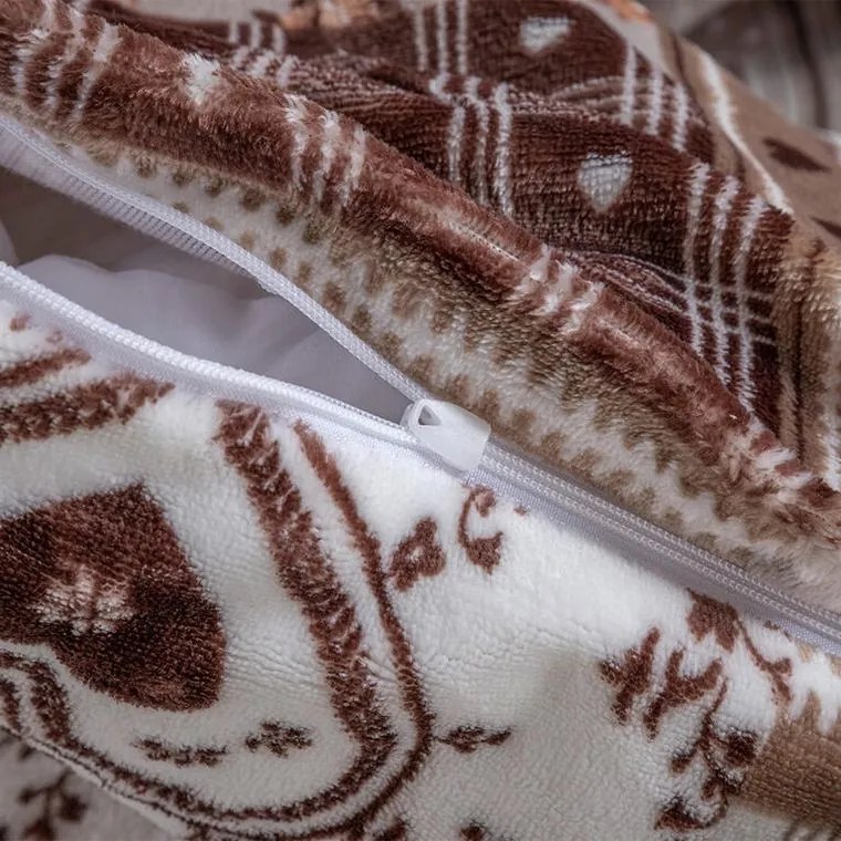 Ložní povlečení z mikroplyše PATCHWORK béžový