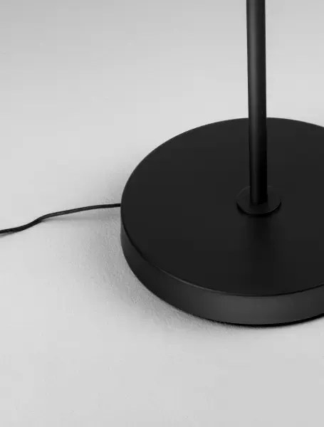 LED stmívatelná černá stojací lampa Notos