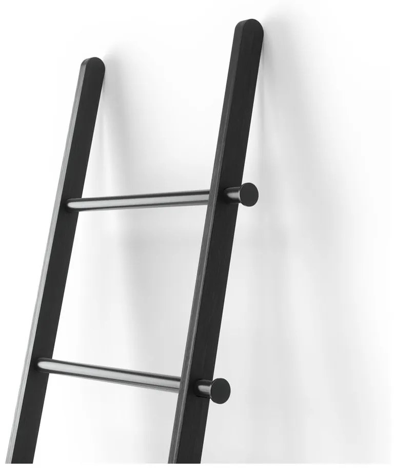Černý dekorativní žebřík z topolového dřeva Leana – Umbra