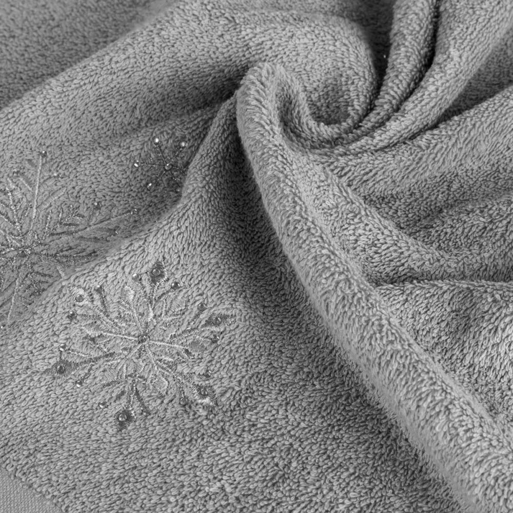 Bavlněný vánoční ručník šedé barvy s jemnou stříbrnou výšivkou Šírka: 50 cm | Dĺžka: 90 cm