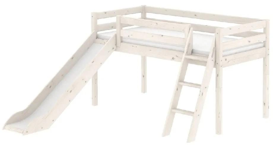 Bílá středně vysoká dětská postel z borovicového dřeva se skluzavkou a žebříkem Flexa Classic, 90 x 200 cm