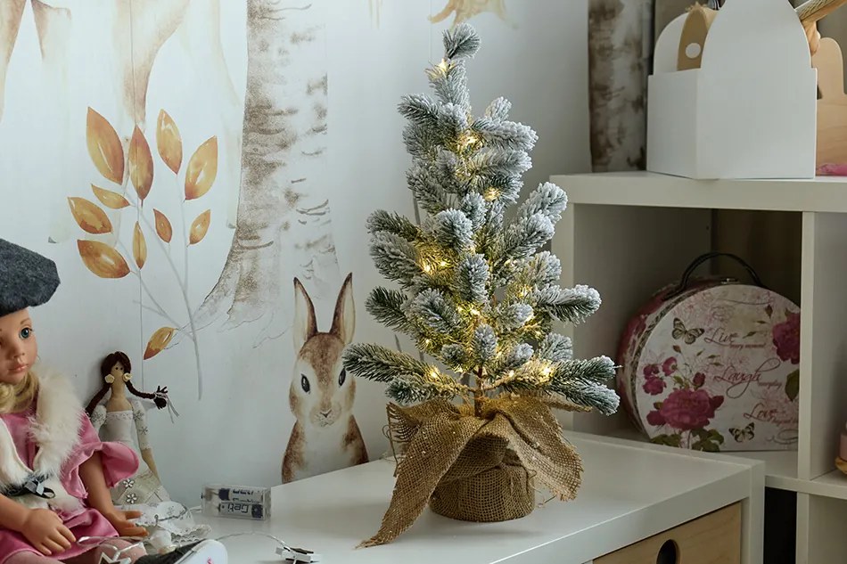 LED umělý vánoční svítící stromeček v květináči zasněžený 50 cm, IP20 interiér, 50 diod