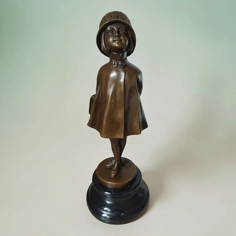 Socha studentky s aktovkou – bronz na mramorovém podstavci – Art Deco figurka – elegantní dekorace