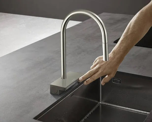 Hansgrohe M81, dřezová baterie Aquno Select s výsuvnou koncovkou a plochým sprchovým proudem, vzhled nerezový 73837800