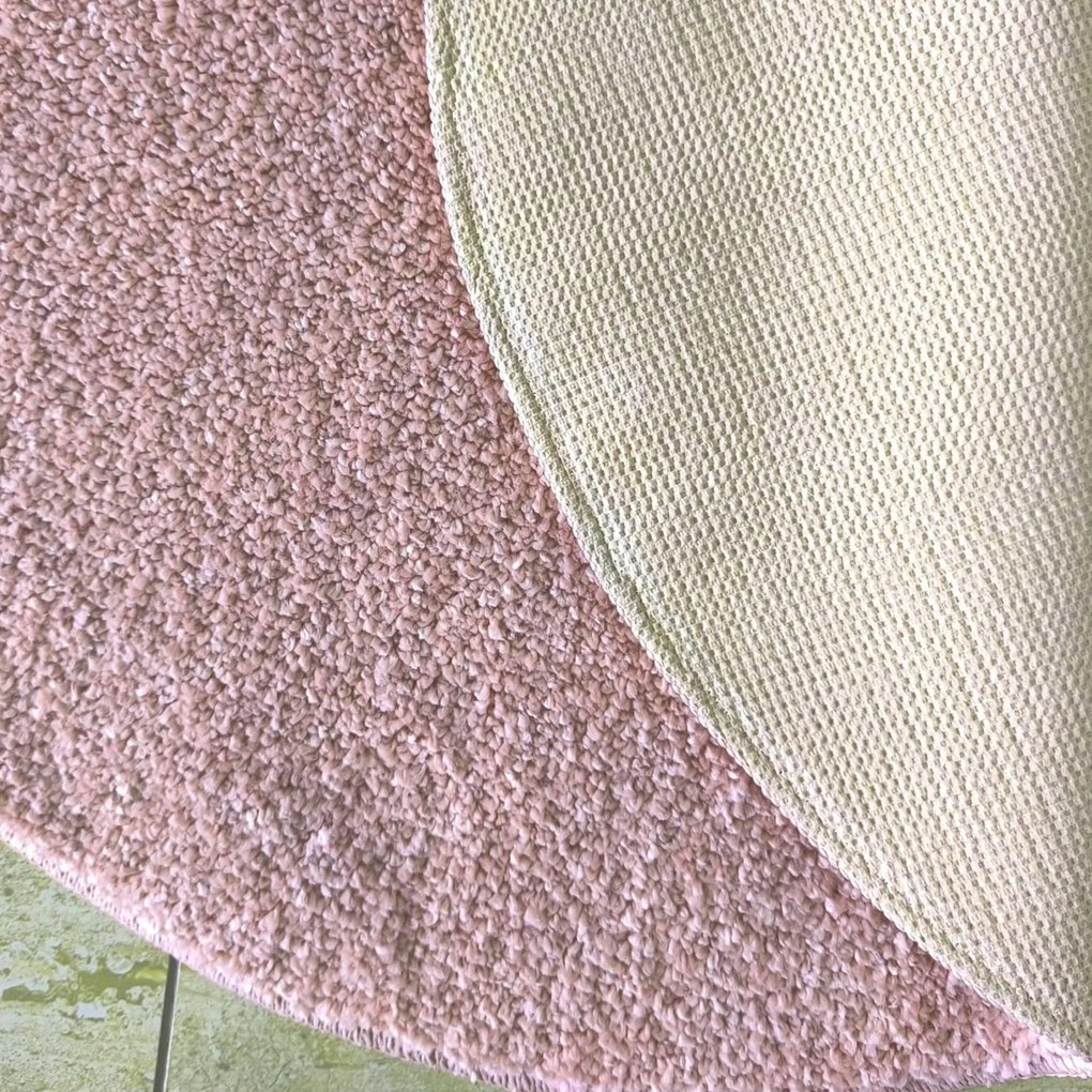 DY Kulatý růžový huňatý koberec Kamel Rozměr: 60 cm