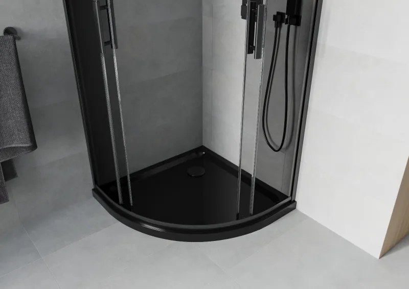 Mexen Rio, čtvrtkruhový sprchový kout s posuvnými dveřmi 80 (dveře) x 80 (dveře) x 190 cm, 5mm šedé sklo, černý profil + černá sprchová vanička SLIM, 863-080-080-70-40-4170B