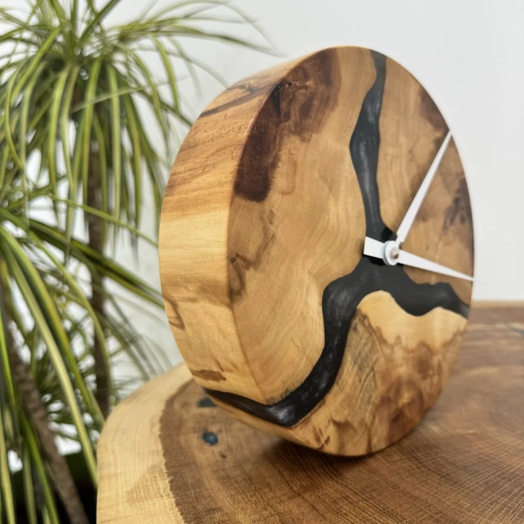 Woodlaf Dřevěné stolní hodiny Gianna