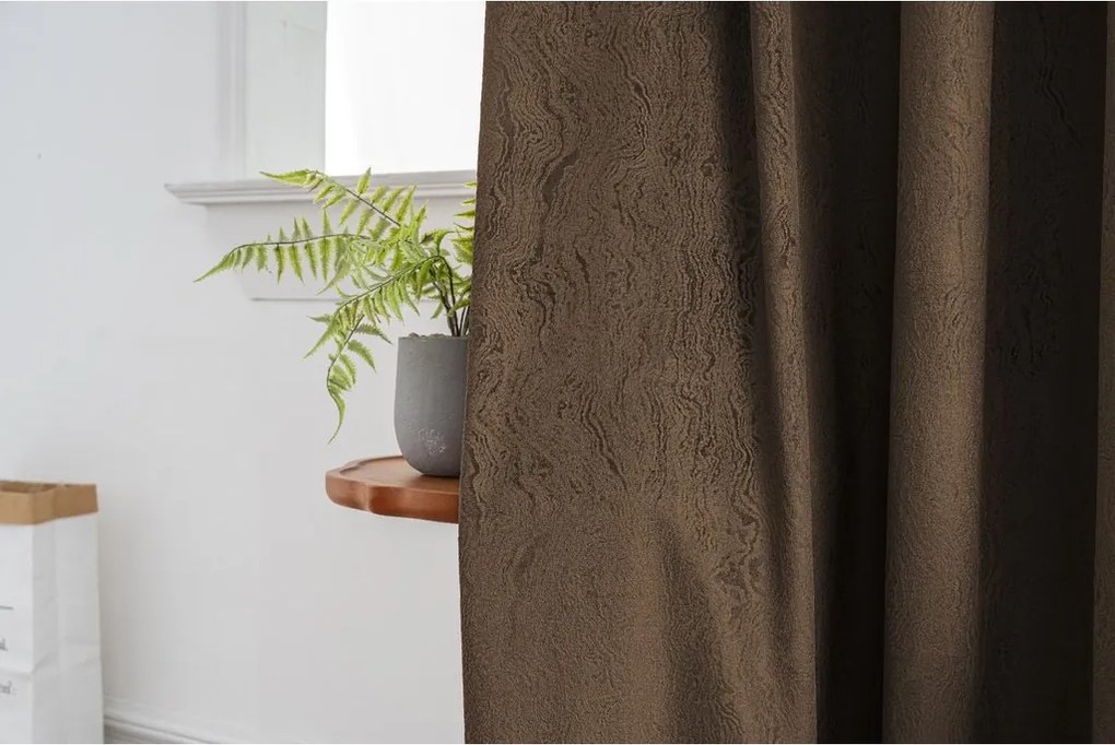 Zatemňovací závěs DUNES VELVET 140x250 cm, hnědý Zavěšení: Kovové kroužky