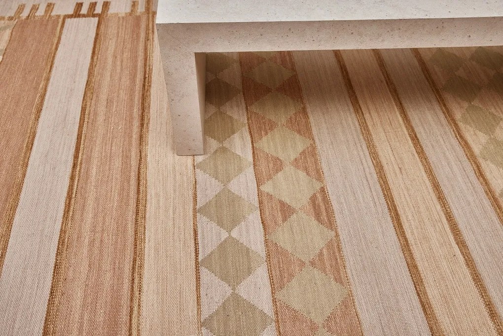 Diamond Carpets India, Ručně vázaný kusový koberec Cosmati DESP P121 Beige Mix, 200x290, béžová, chodba / předsíň