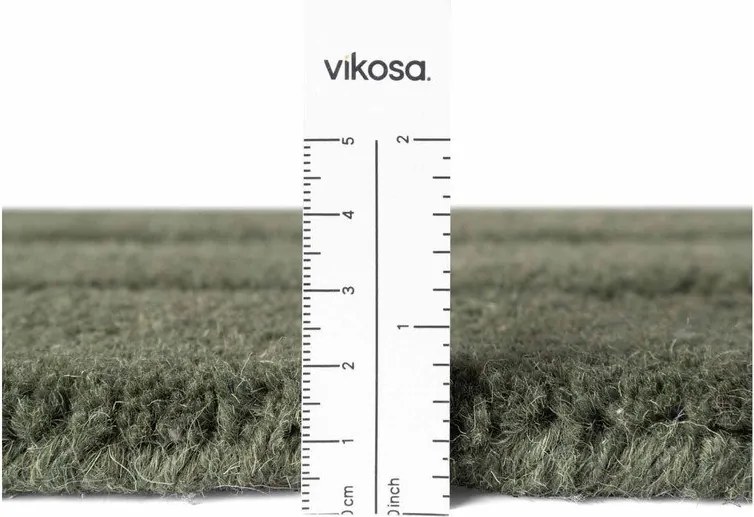 Tmavě zelený ručně tkaný vlněný koberec 200x300 cm Arcura – Vikosa