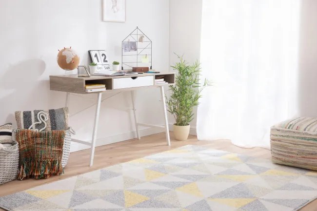 Koberec Agnella Funky Top Super Trojuholníky světle šedý