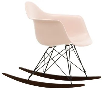 Eames Plastic Armchair RAR černě lakovaná světle růžová tmavý javor Vitra