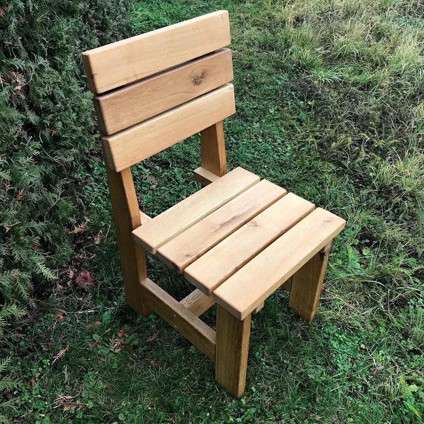 KULHÁNEK Klasická dubová židle Odstín nátěru: lazura - palisandr
