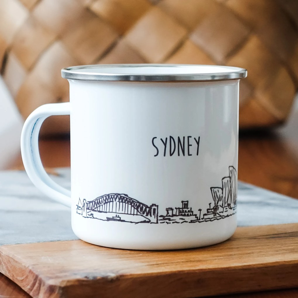 Domovi Bílý smaltovaný plecháček památkami Sydney a nápisem Sydney 360ml