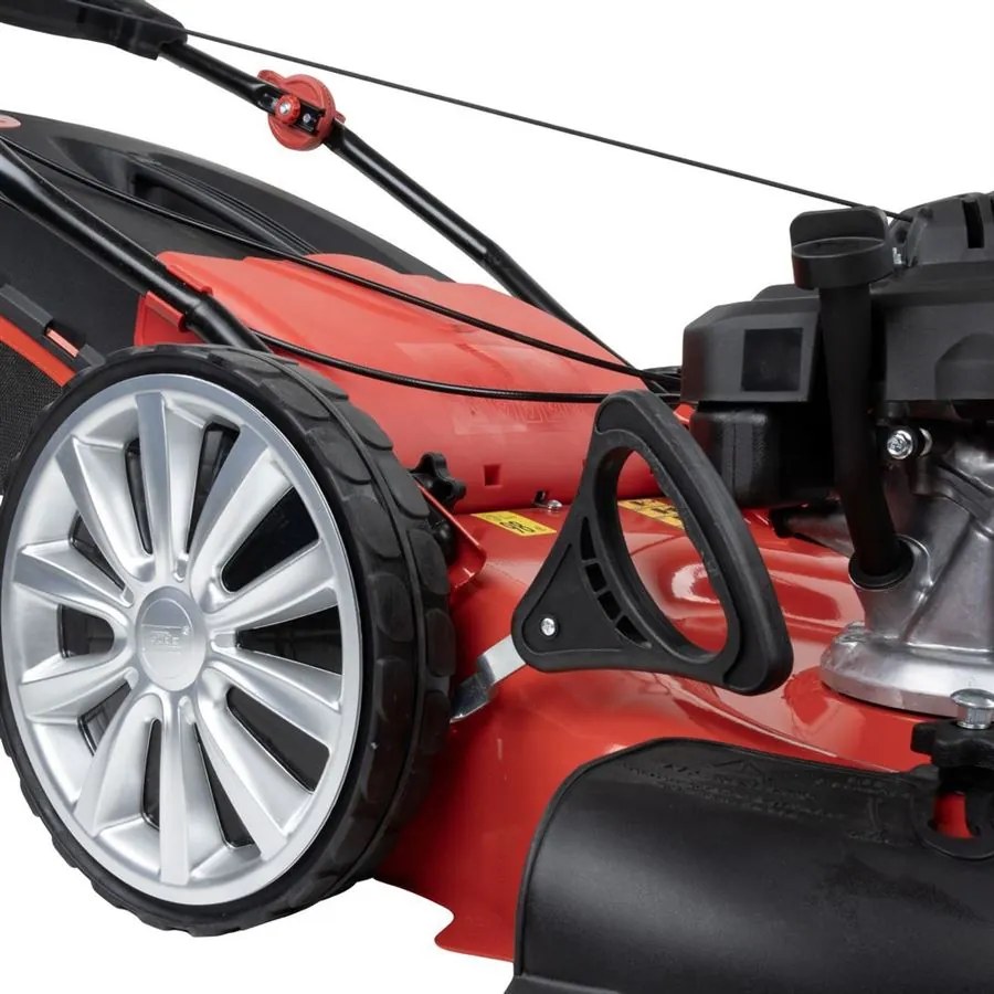Motorová sekačka na trávu BIG WHEELER 554.2 R TRIKE