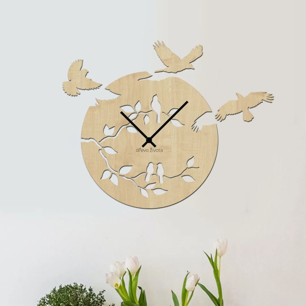 dřevo života Nástěnné hodiny PTÁCI Zvolte barvu dekoru: Buk, Zvolte velikost hodin (cm): 40x40, Barva ručiček: Černé