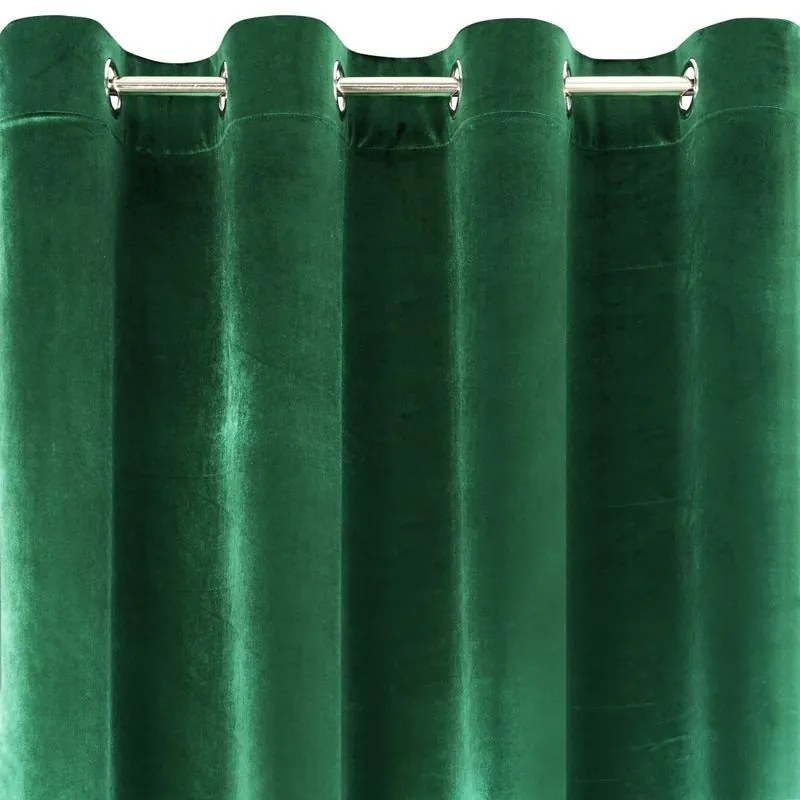 Zelený sametový závěs SAMANTA 140x250 cm