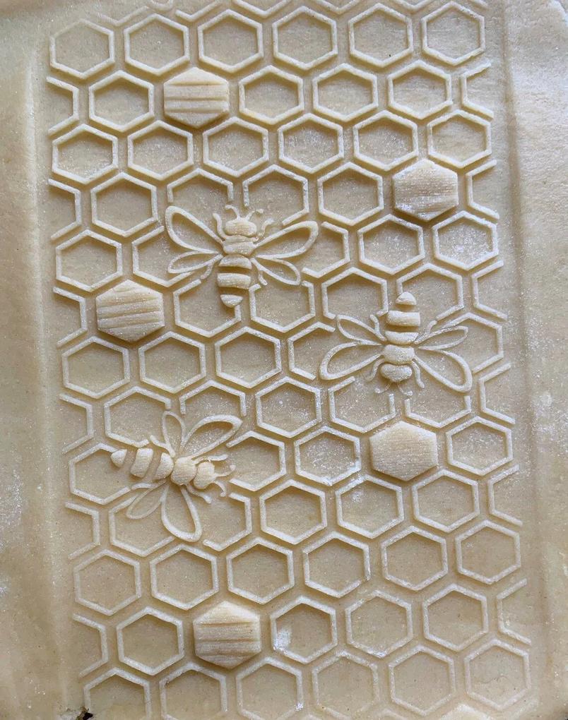 Goody Woody Embosovaný váleček na těsto Honeycomb - malý, přírodní barva, dřevo