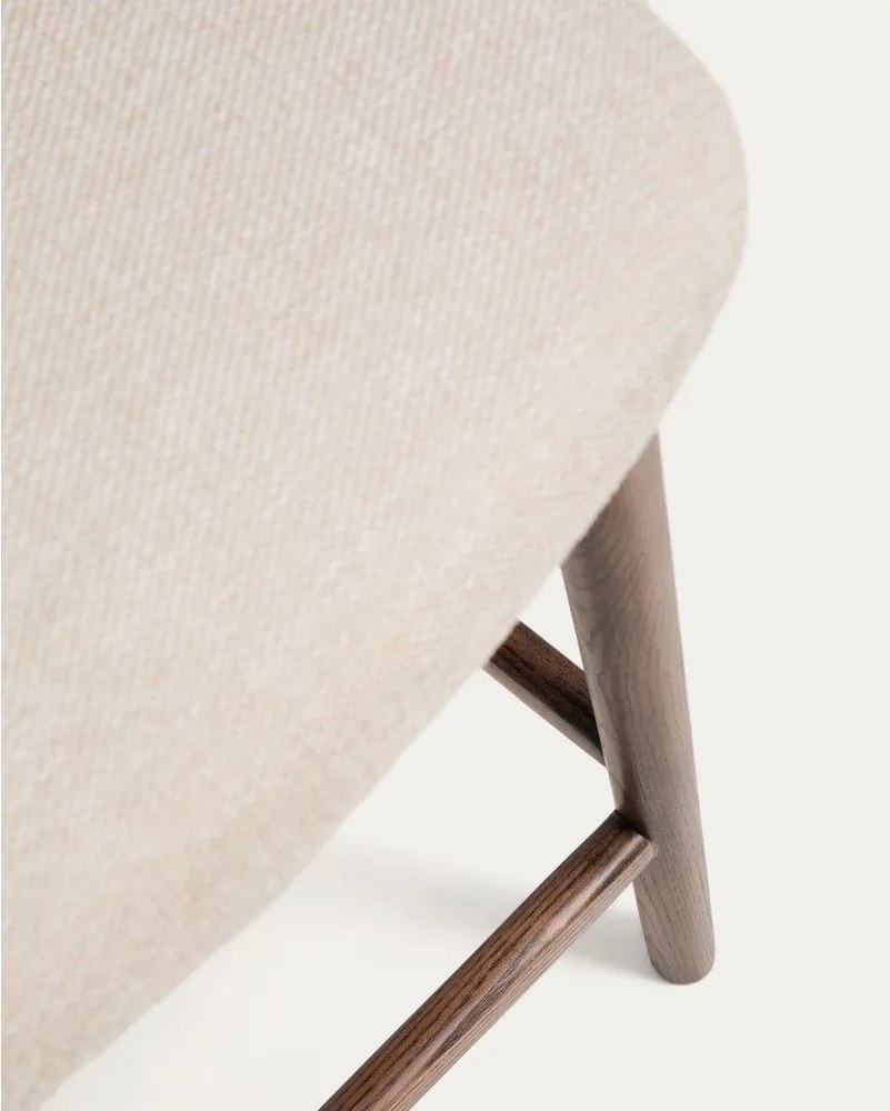 Béžová čalouněná barová židle (výška sedáku 65 cm) Ciselia – Kave Home