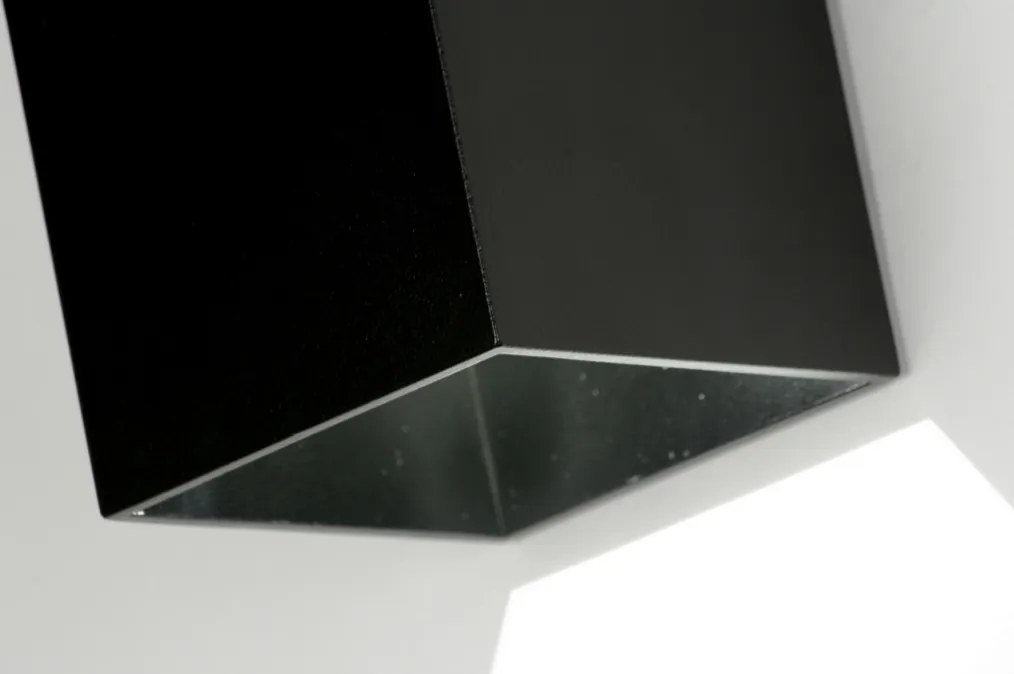 Venkovní nástěnné černé LED svítidlo Cortenno Black