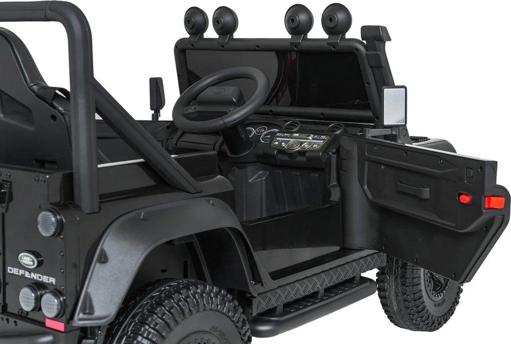 Ramiz Vozidlo Land Rover Defender 110 SVX Concept černé