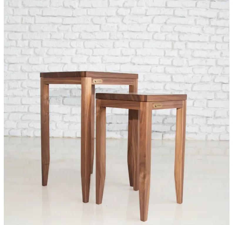Lafurni Odkládací stolek Thomson I Ořech americký, 24 x 24, výška 40 cm
