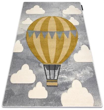 Dětský kusový koberec PETIT Létající balon mráčky šedý Rozměr: 180x270 cm