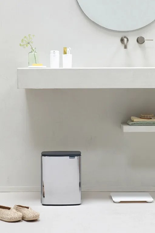 Brabantia BO odpadkový koš 12L lesklá ocel