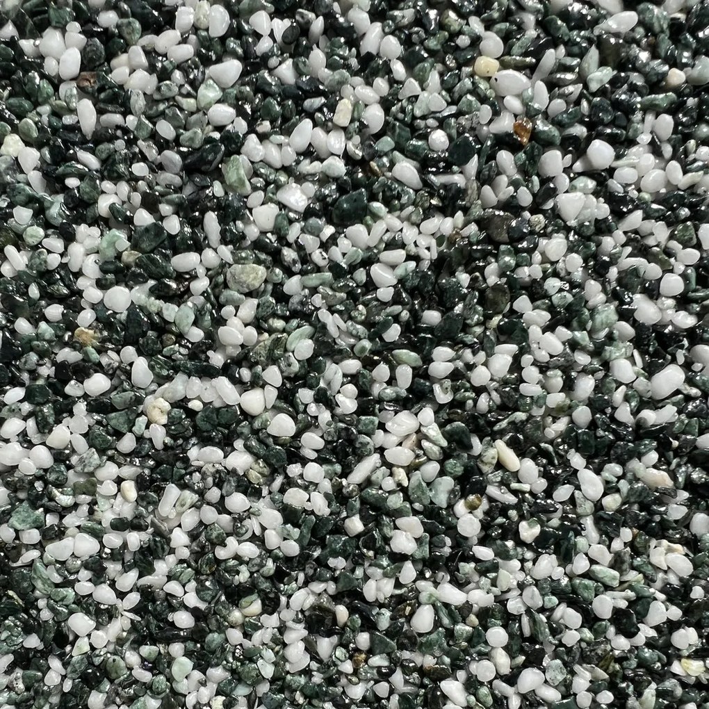 Báča Beton Kamenný koberec na stěnu Moritz Frakce: Střední (1 – 4 mm), vydatnost setu 3,5 m², Doporučené použití v: exteriéru - akrylátové pojivo