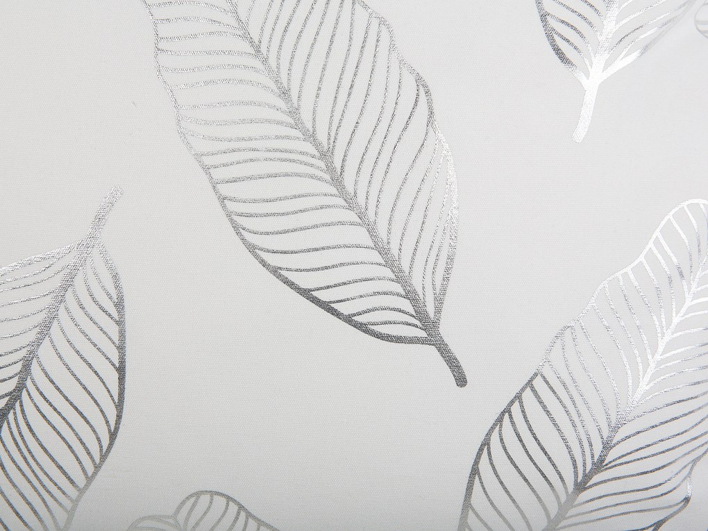 Sada 2 dekorativních polštárů motív listů 45 x 45 cm bíla stríbrná FREESIA Beliani
