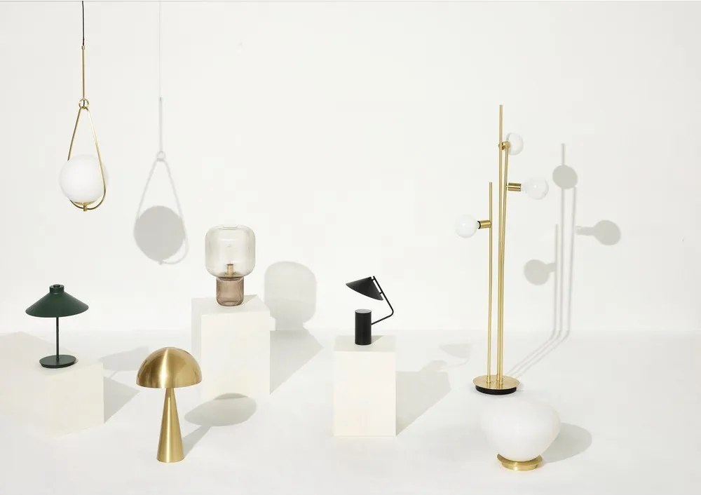 Černá kovová stolní lampa (výška 32 cm) Sen – Hübsch