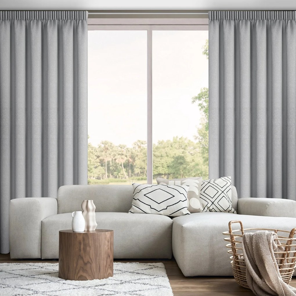 ZATEMŇOVACÍ ZÁVĚS (100%) NA PÁSCE ZOEY 140X270 CM STŘÍBRNÝ