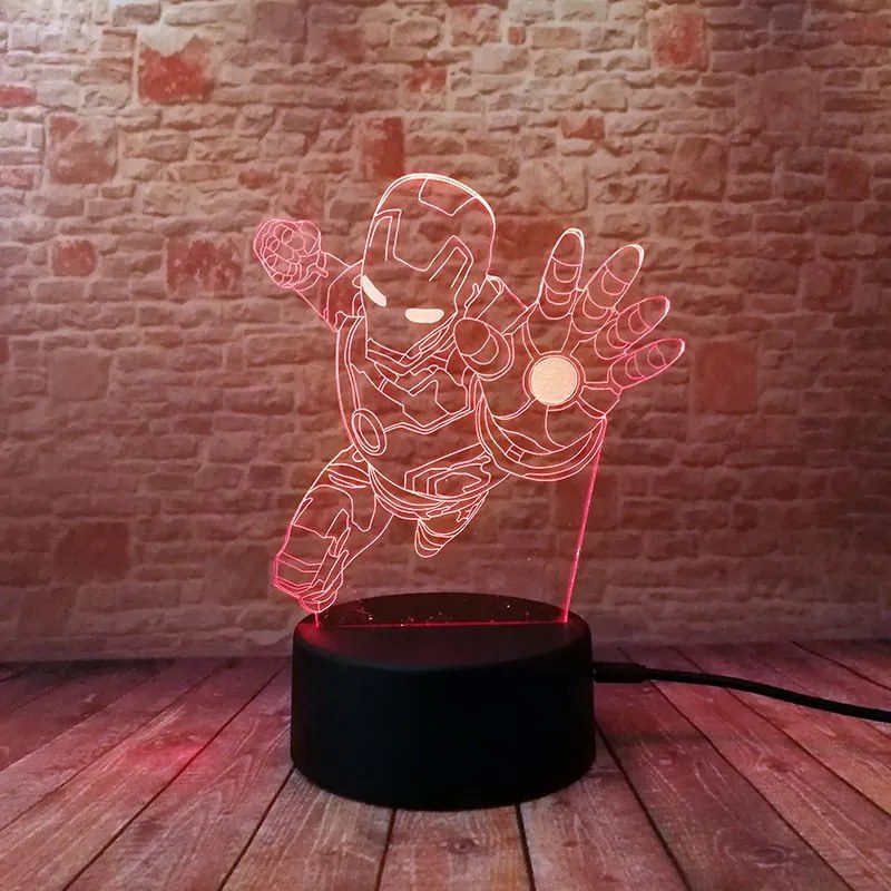 3D LED Lampička Iron Man postava