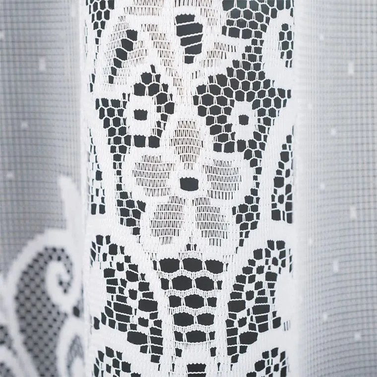 Žakárová záclona BERENIKA 330 x 140 cm okno
