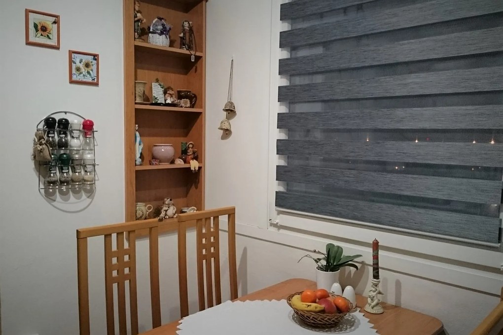 ZEBRA-SHOP Roleta DEN A NOC / MINI / PREMIUM / GRAFIT MELÍR / BH 70 Barva mechanizmu: bílá, Výška: 220, Šířka: 103
