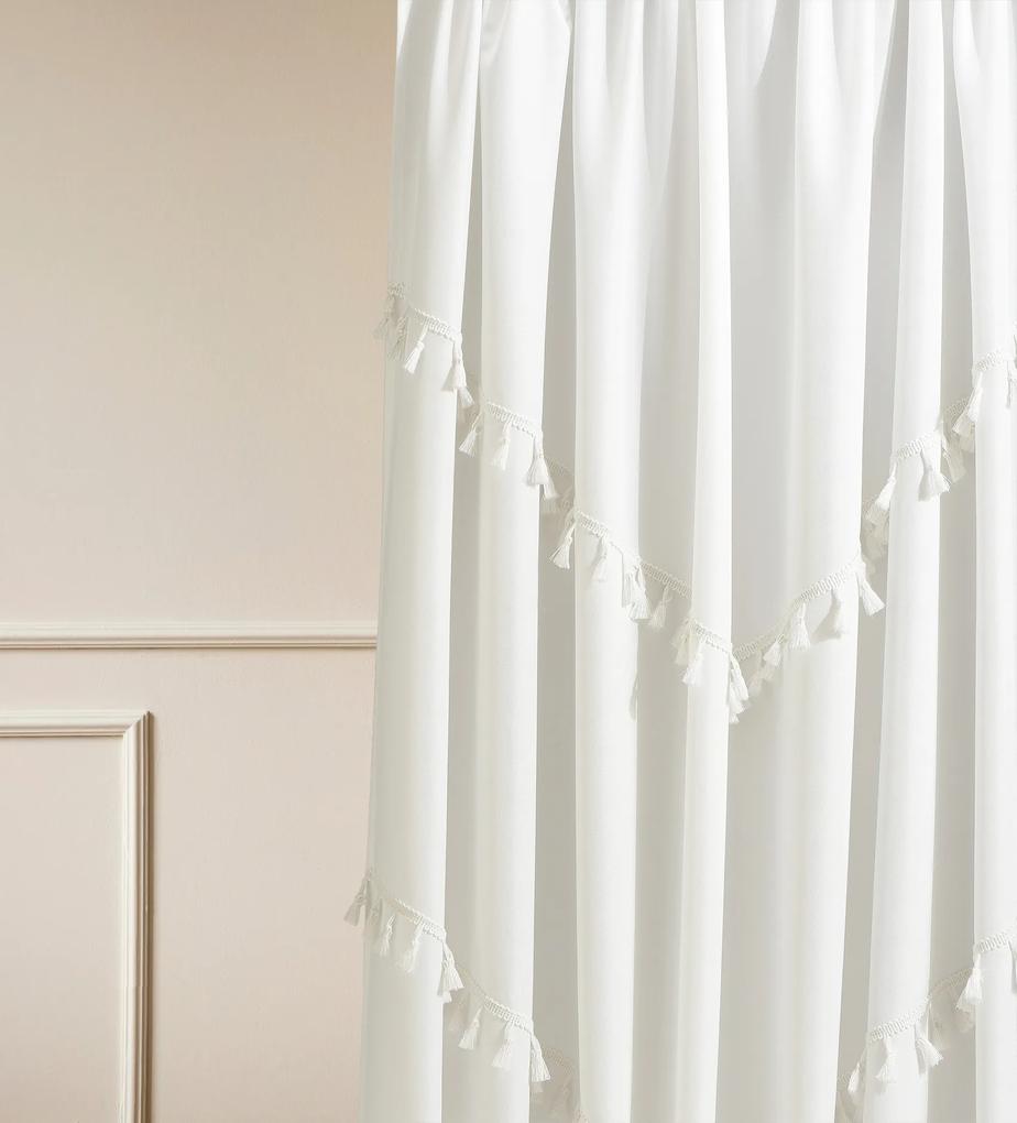 Room99 Hotový závěs na kroužcích s třásněmi Chloe Jednobarevný Barva: Bělošedá, Velikost: 140 x 260 cm
