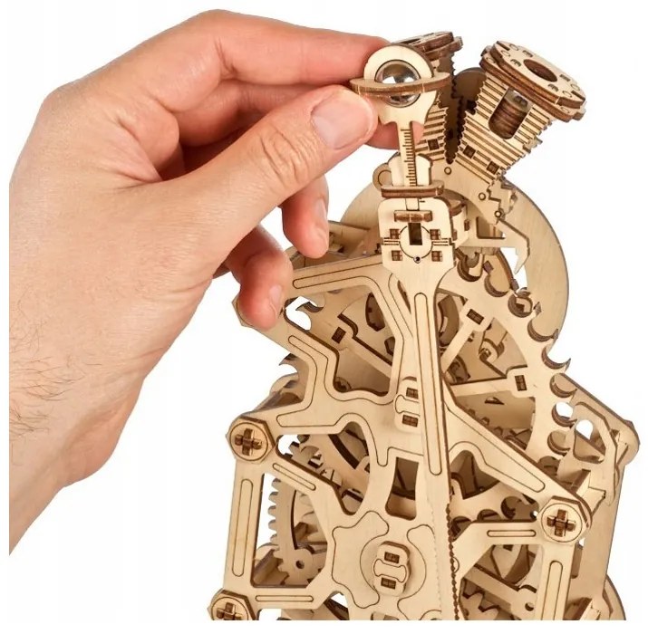 Ugears 3D dřevěné mechanické puzzle –  Hodiny motoru (265 dílků)