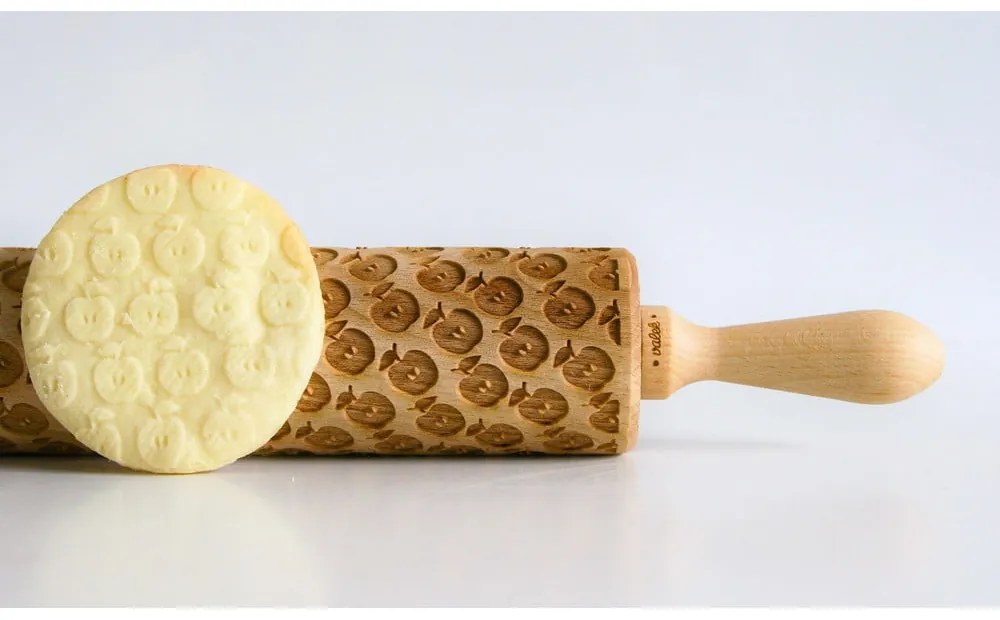 Dřevěný embosovaný váleček Apples – Valek