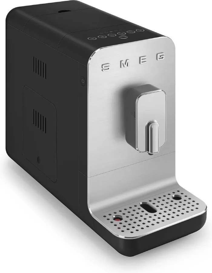 Automatický kávovar Smeg BCC13BLMEU s mléčným systémem / 1350 W / 1,4 l / matná černá