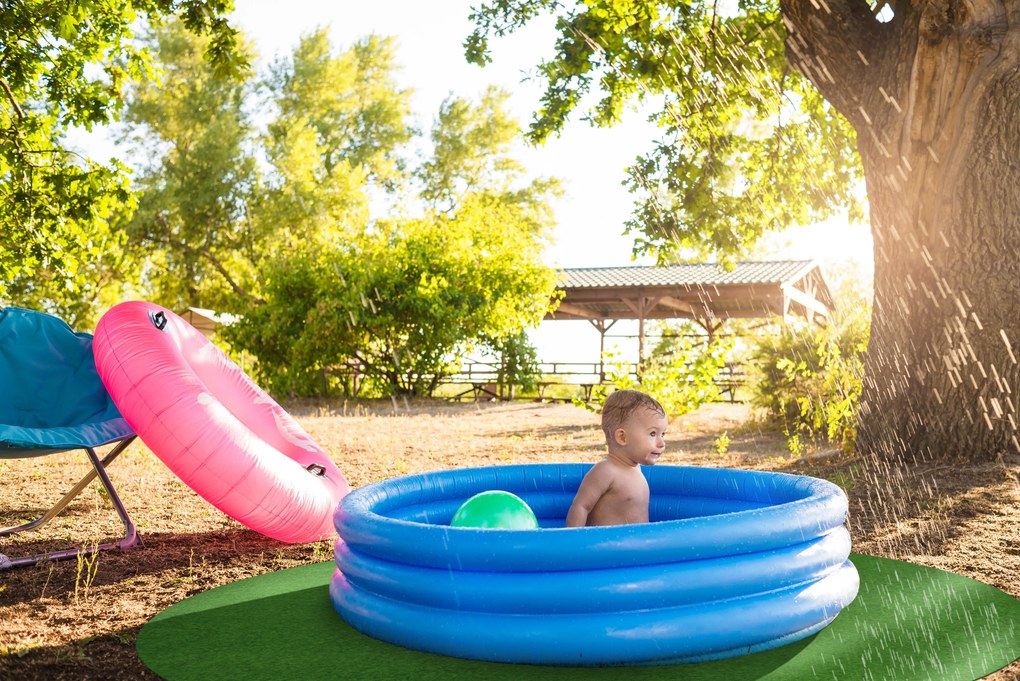 Betap, Umělá tráva pod bazén Sporting s nopy KRUH (vhodný jako bazénová podložka) – na ven i na doma, 240x240 (průměr) kruh, zelená, exteriér